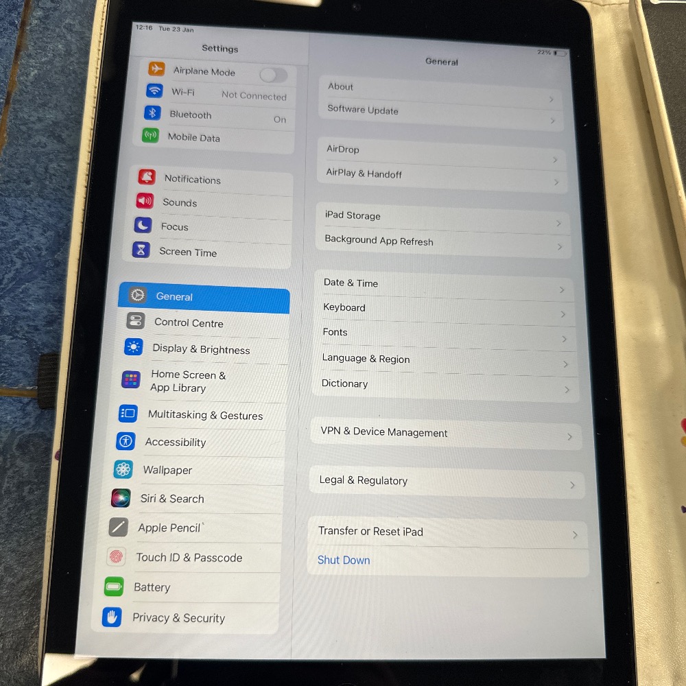 Apple iPad 9th generation 64gb (unlocked) - Own4Less